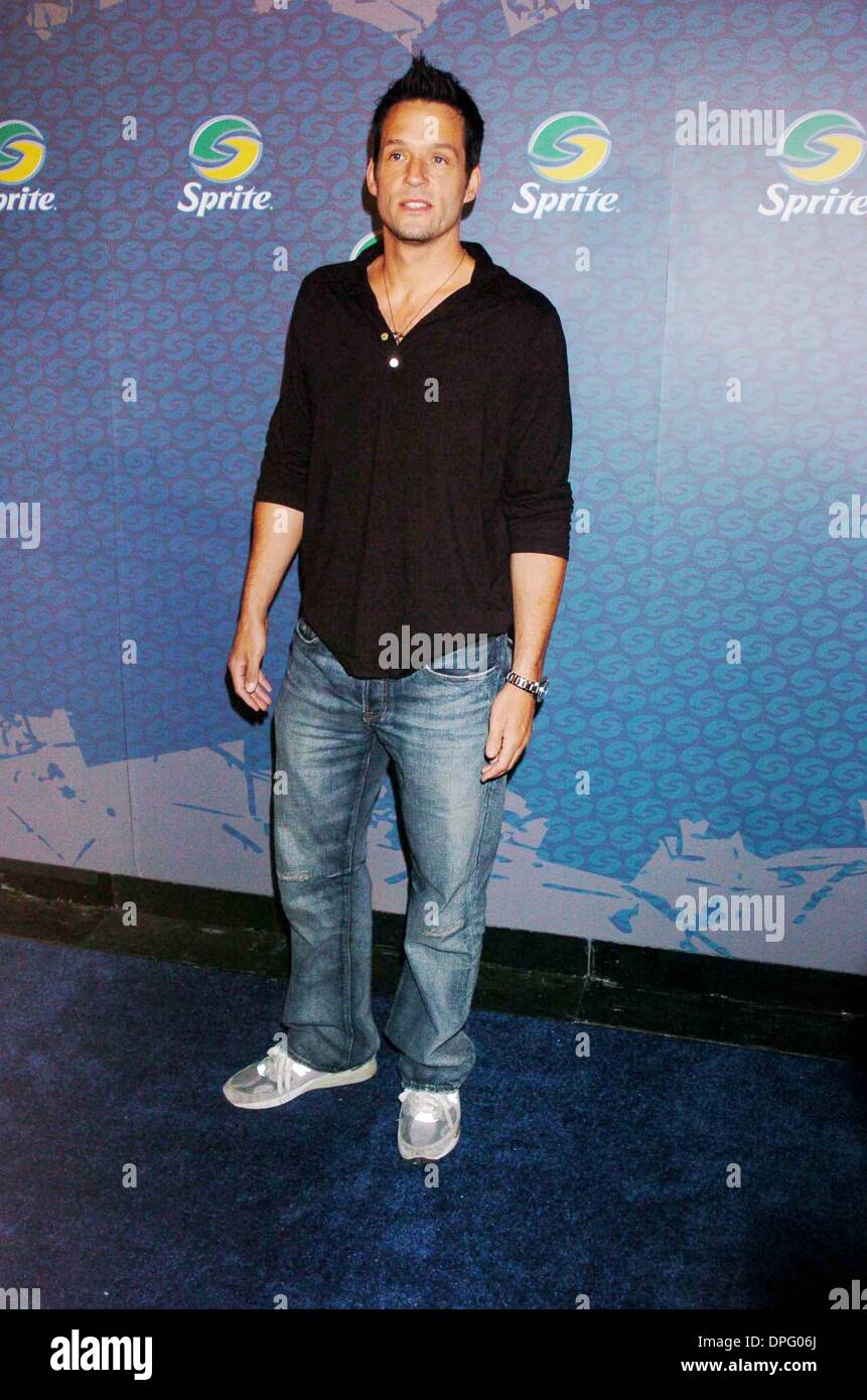 May 23, 2006 - New York, New York, U.S. - SPRITE STREET COUTURE ...