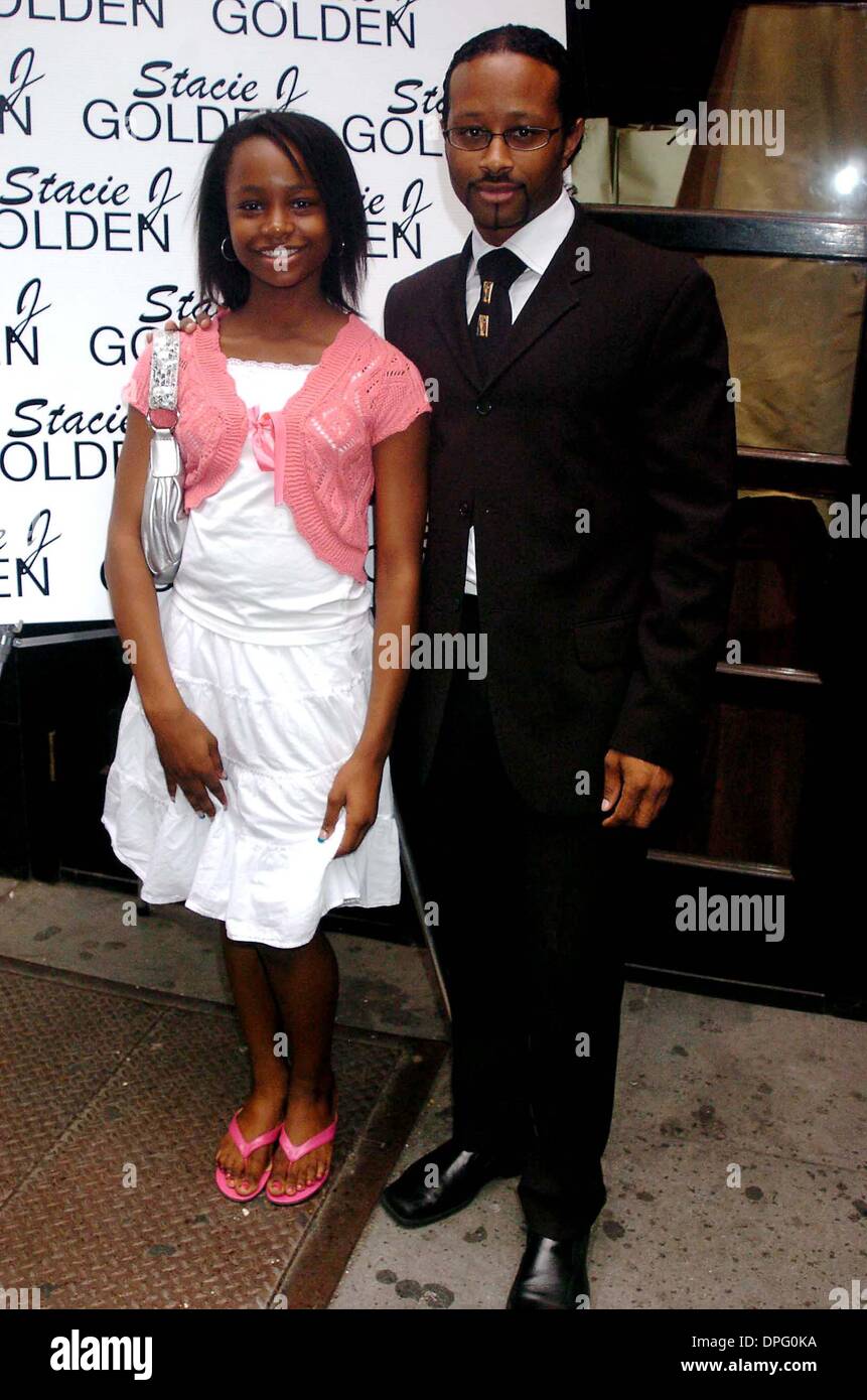 July 11, 2006 - New York, New York, U.S. - ACTRESS STACIE J JOINS WITH ...