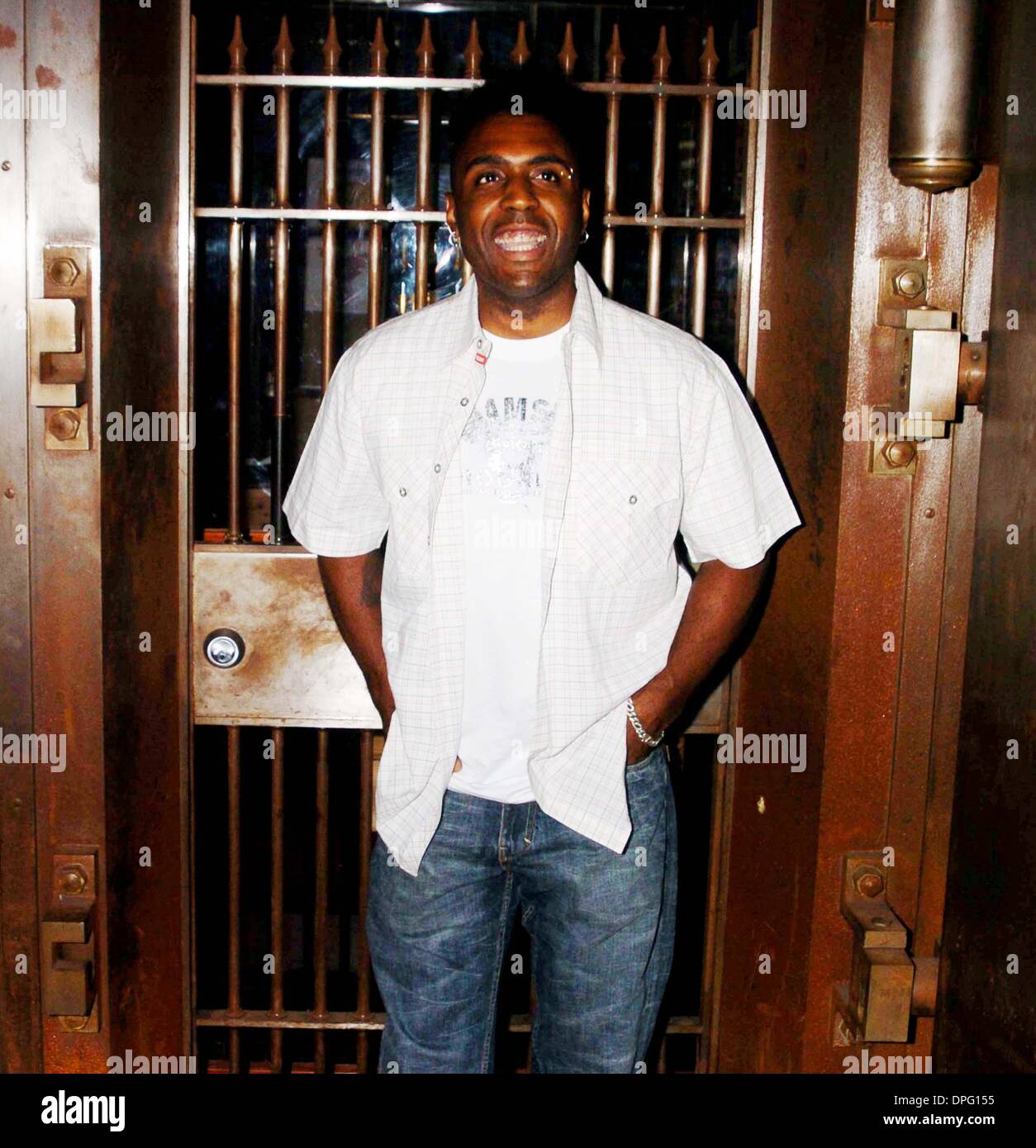 Aug. 9, 2006 - New York, New York, U.S. - OMAR RECORD PARTY.KAMIA, NYC ...