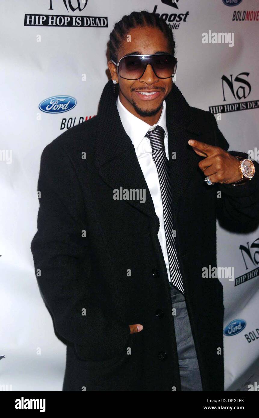 Dec. 19, 2006 - New York, New York, U.S. - MULTI-PLATINUM RAP ICON NAS ...