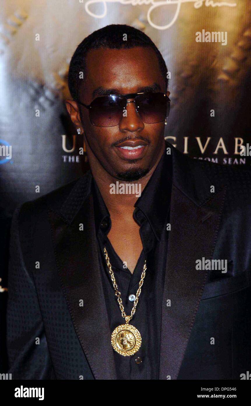 Oct. 16, 2006 - New York, New York, U.S. - DIDDY HOSTS A BLACK PARTY TO ...