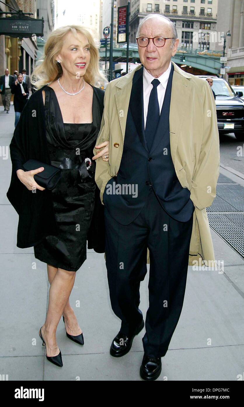 Elaine joyce hi-res stock photography and images - Alamy