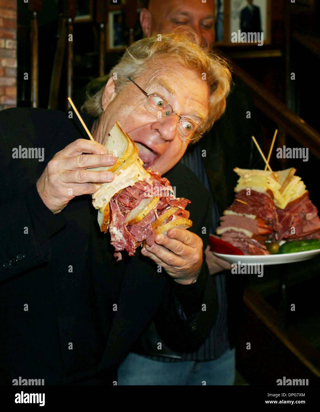 May 2, 2006 - New York, New York, U.S. - K47703JBU.JERRY SPRINGER ...