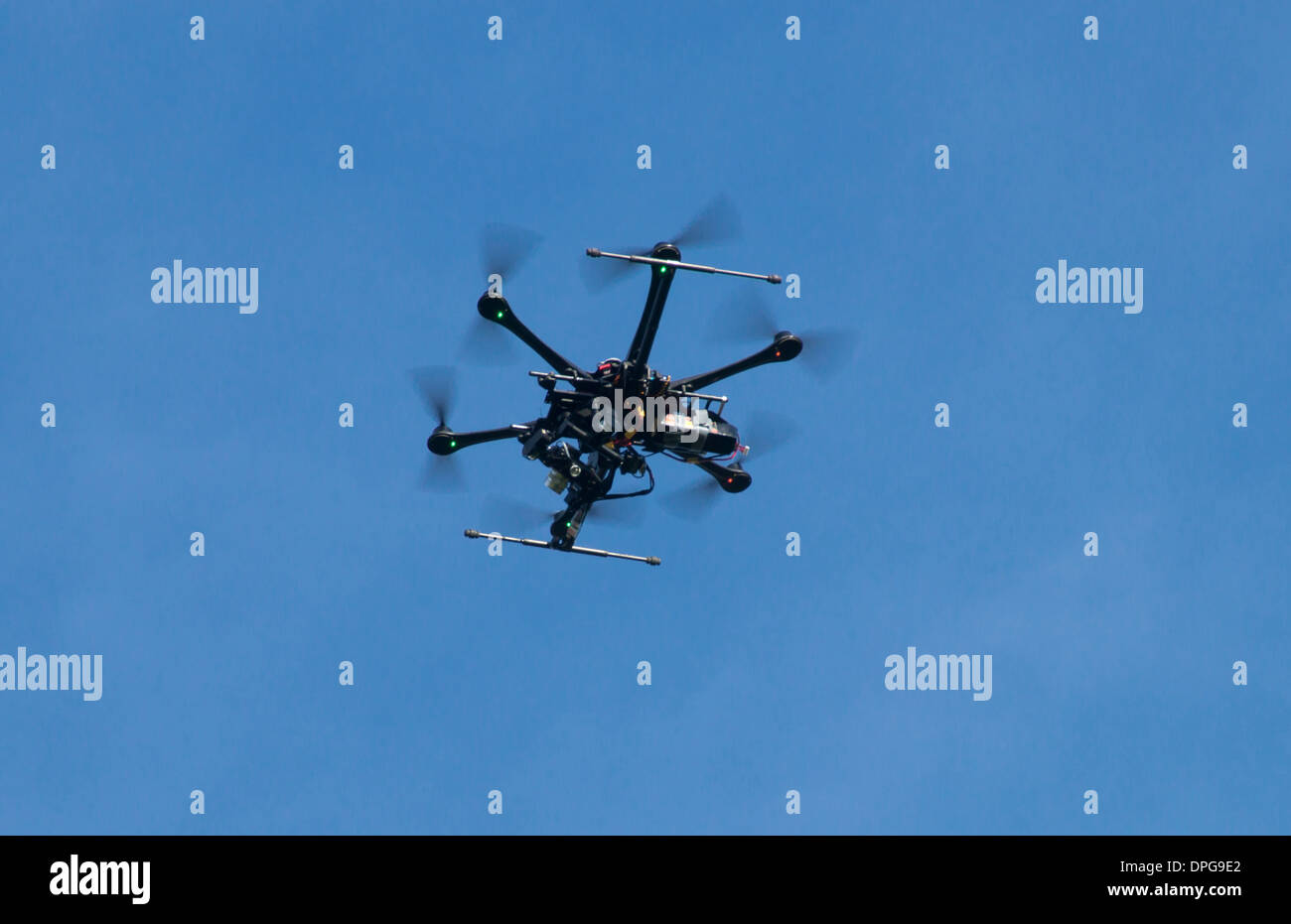 Camera helicopter hi-res stock photography and images - Alamy
