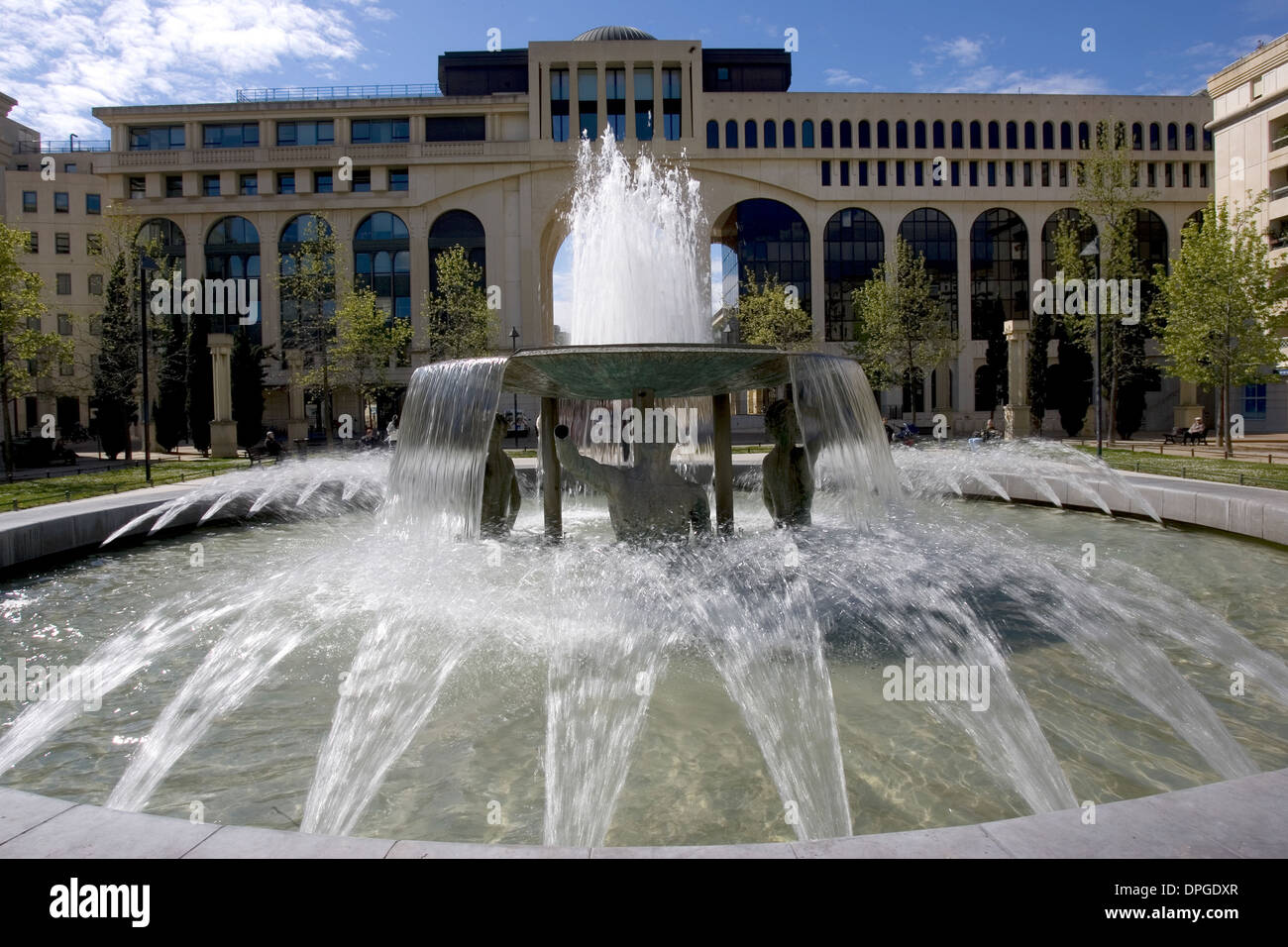 Antigone statue hi-res stock photography and images - Alamy