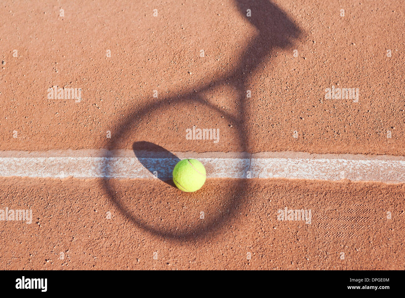 Tennis courts shadow hi-res stock photography and images - Alamy