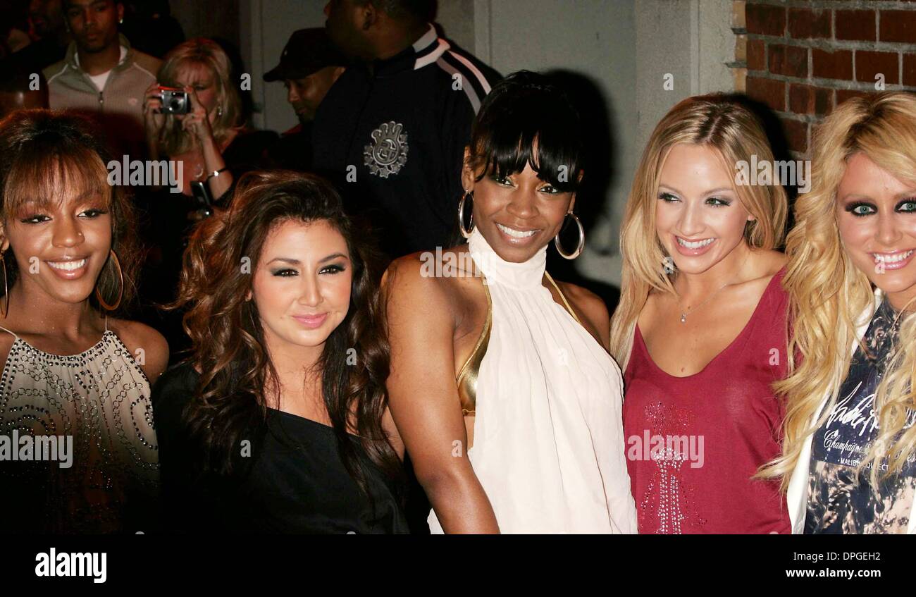 Mar. 23, 2006 - New York, New York, U.S. - CHRISTINA AGUILERA 'BACK TO ...