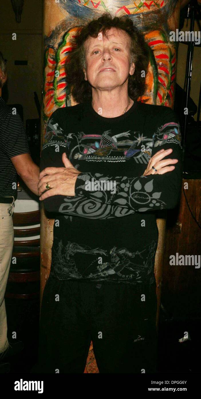 June 27, 2006 - New York, New York, U.S. - SIXTIES POP MUSIC ICON ...