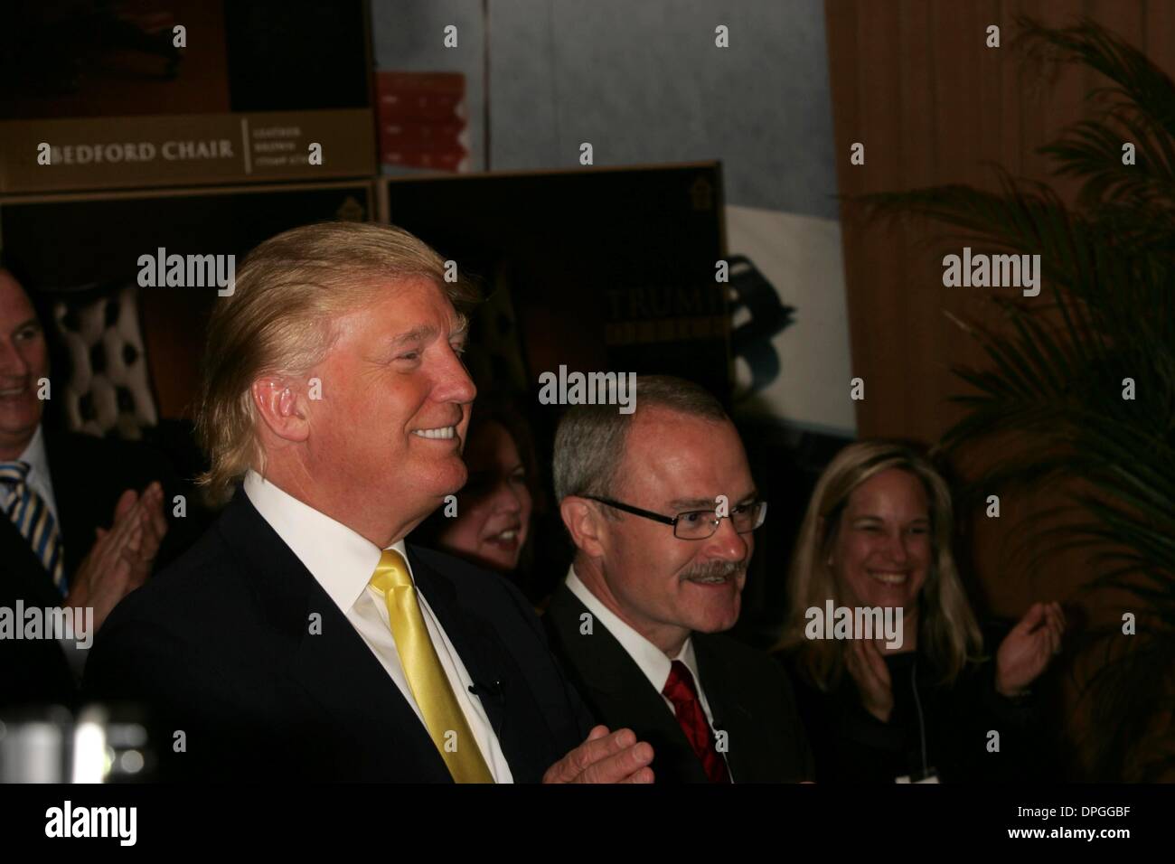 Ron staples hi-res stock photography and images - Alamy