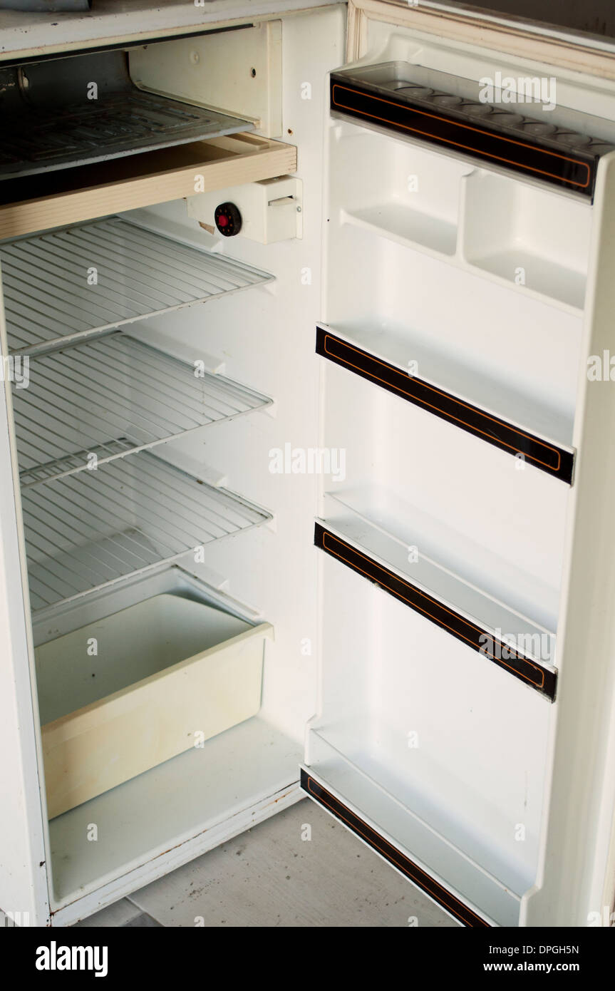 Empty fridge hi-res stock photography and images - Alamy