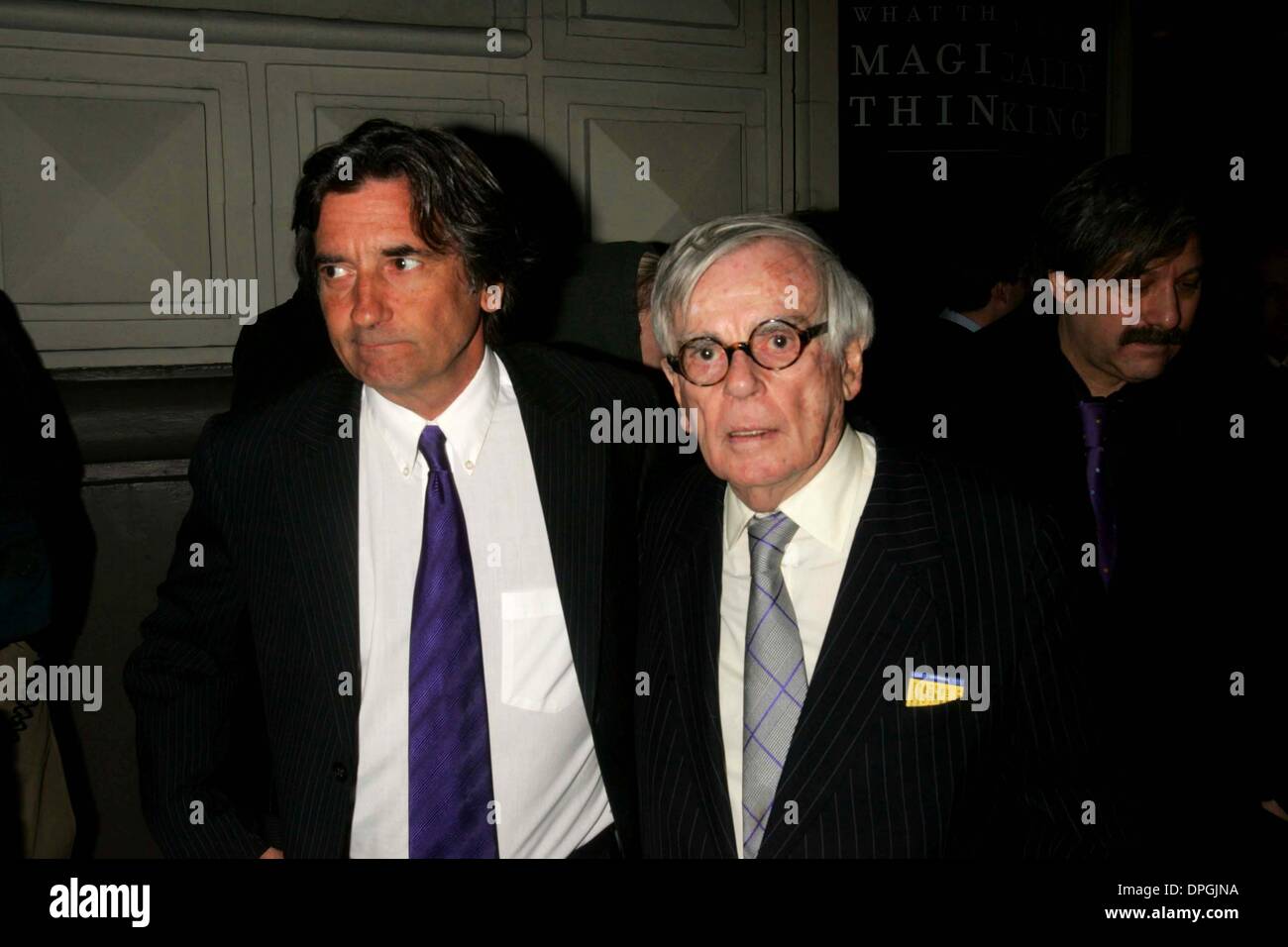 Griffin dunne and dominick dunne hi-res stock photography and images ...