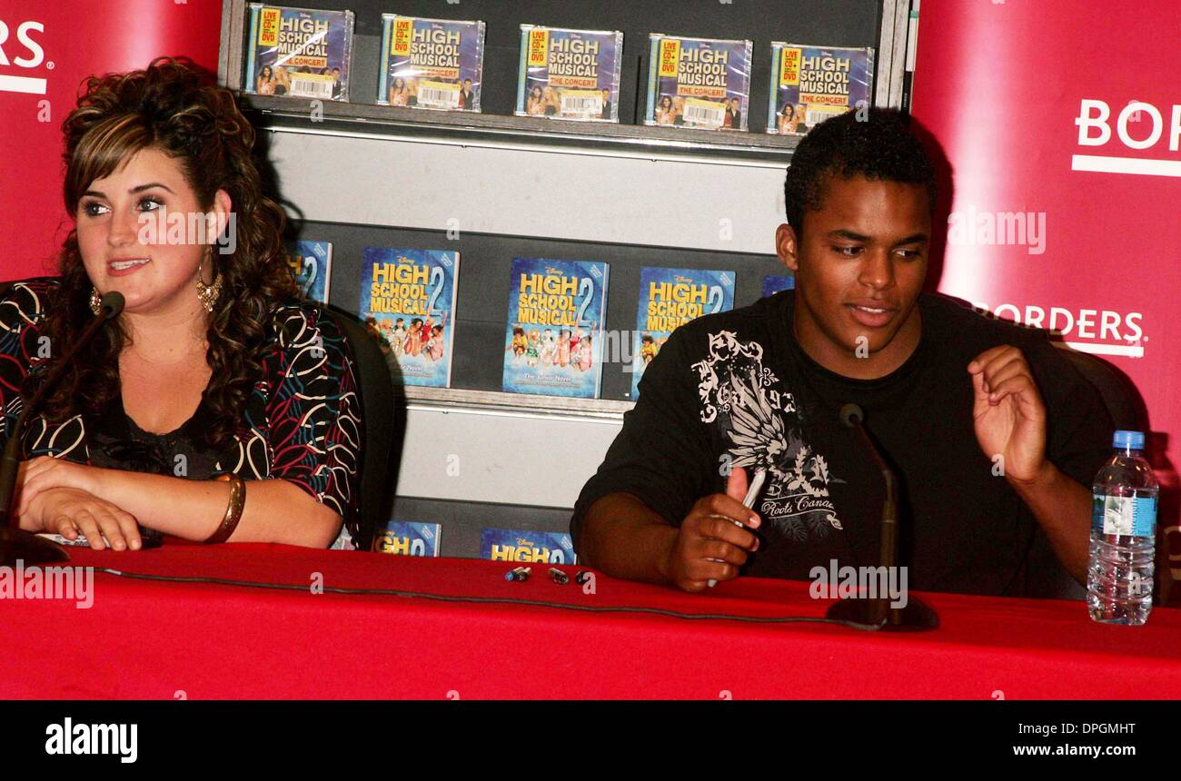 Aug. 7, 2006 - New York, New York, U.S. - EXCLUSIVE.KAYCEE STROH AND ...