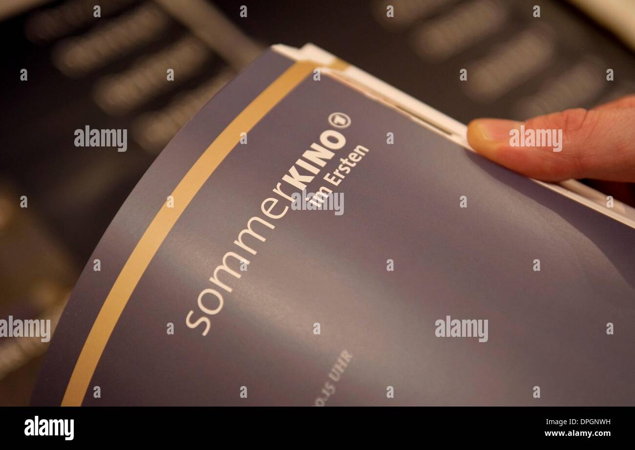 Brochure conference illustration hi-res stock photography and images ...