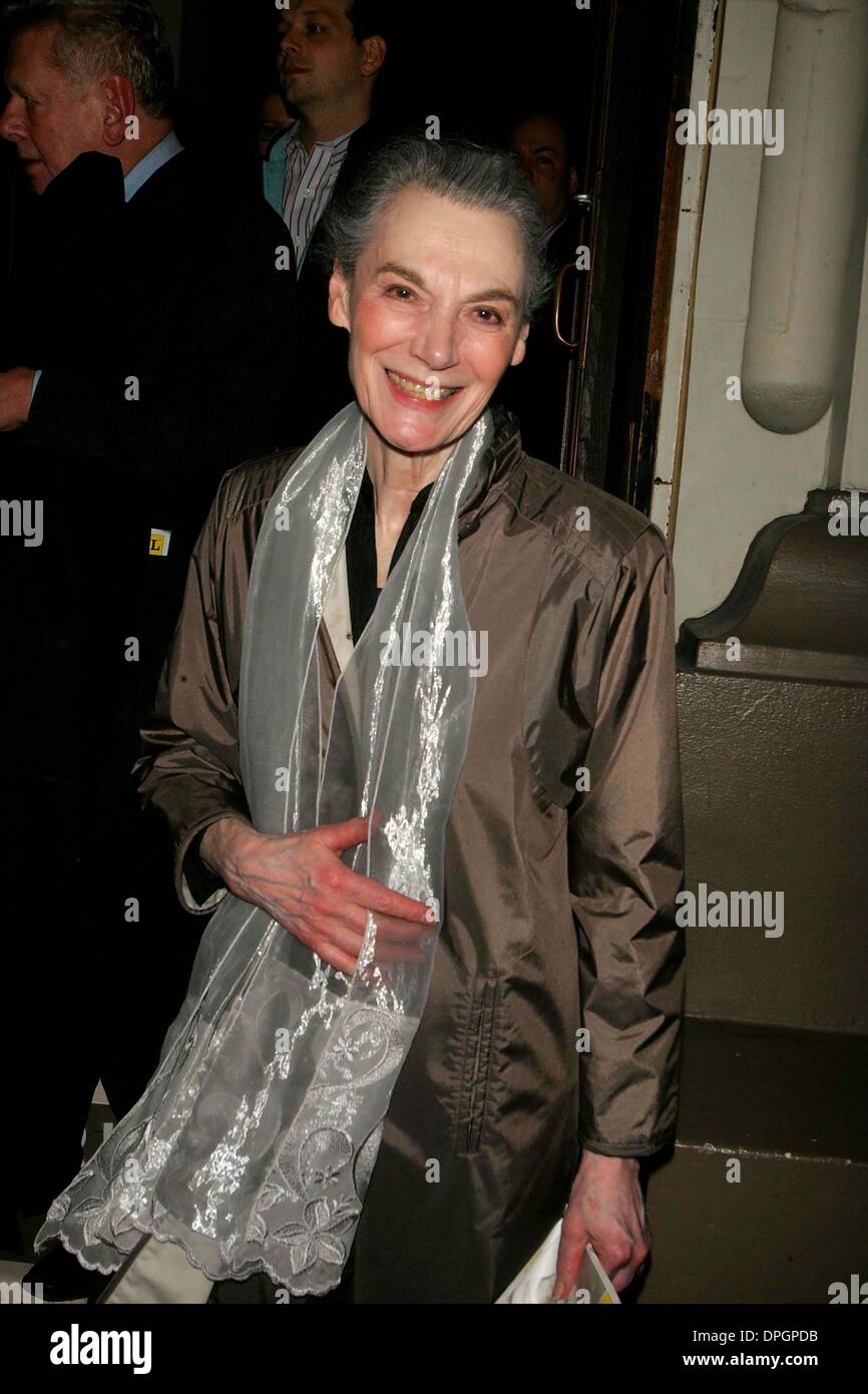 Mar. 29, 2006 - New York, New York, U.S. - DEPARTURES AT THE BOOTH ...