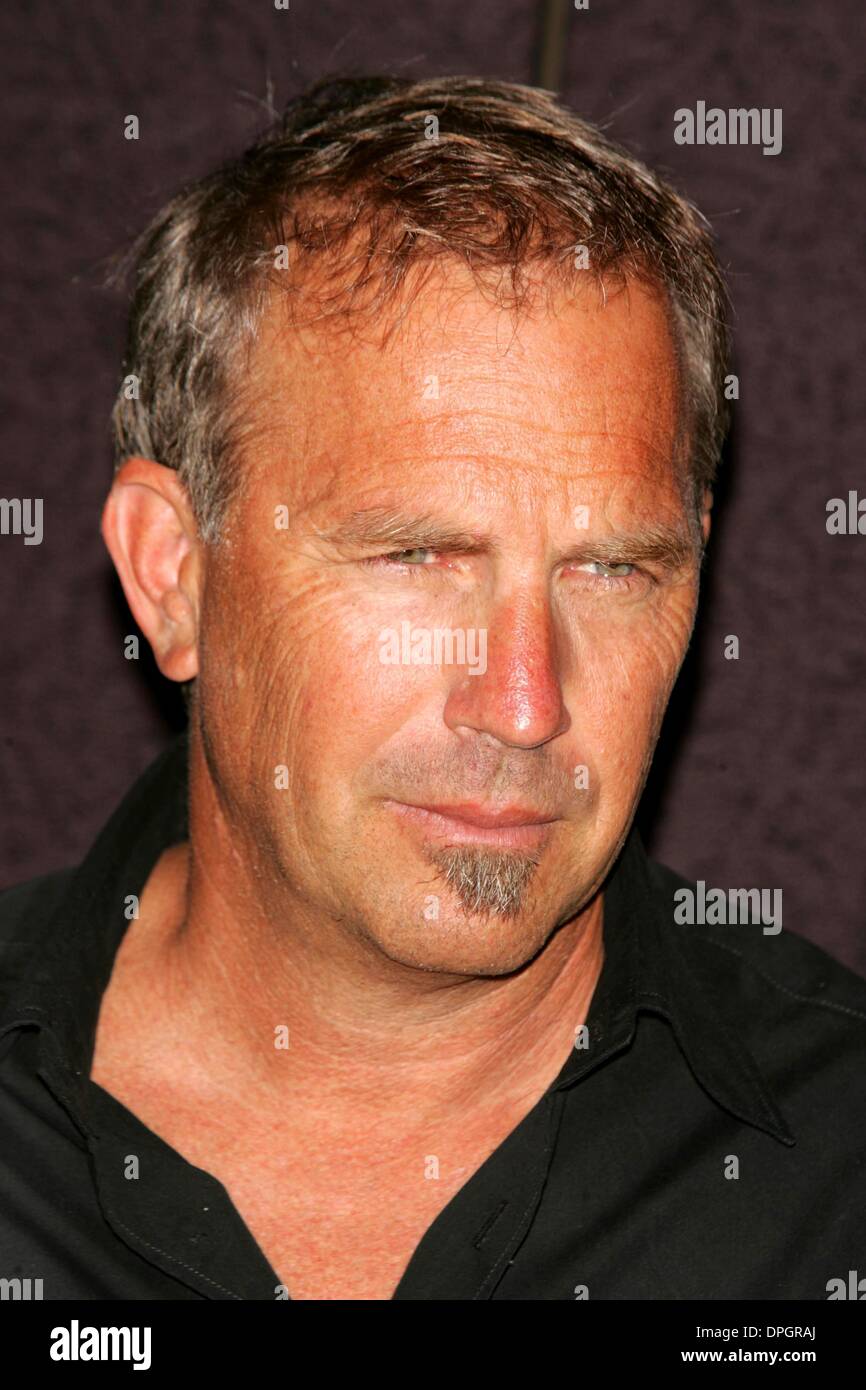 May 29, 2006 - New York, New York, U.S. - SCREENING OF ''MR. BROOKS ...