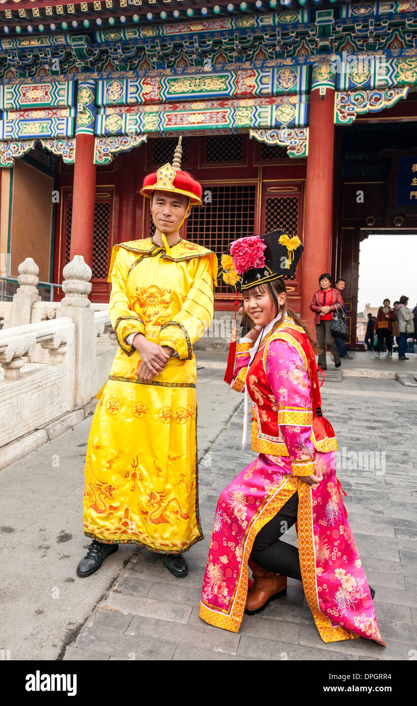 Manchu Costume High Resolution Stock Photography and Images - Alamy