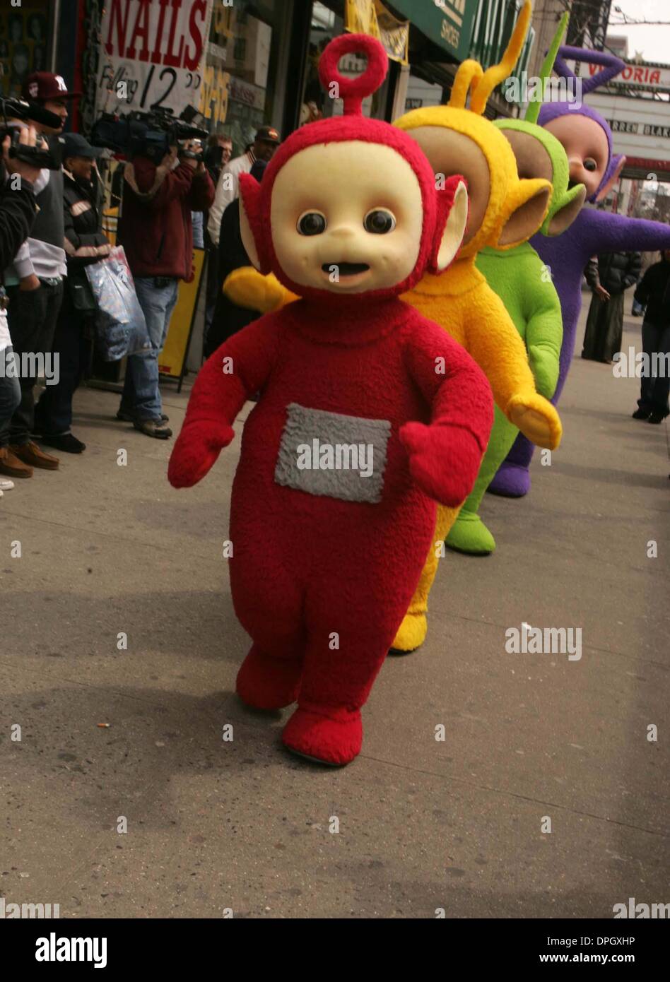 Mar. 25, 2006 - New York, New York, U.S. - THE TELETUBBIES KICK OFF IT ...