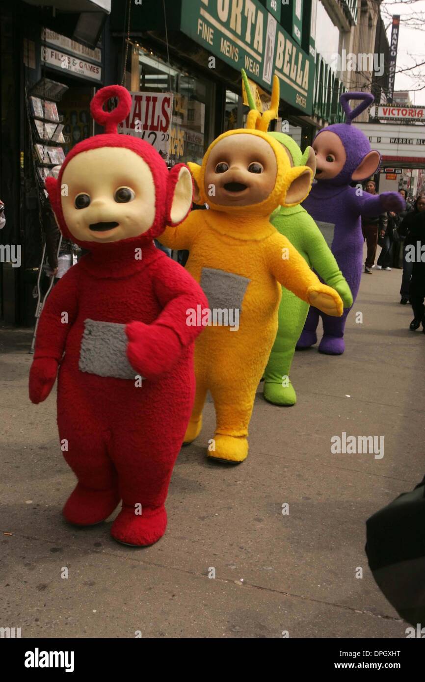 Mar. 25, 2006 - New York, New York, U.S. - THE TELETUBBIES KICK OFF IT ...