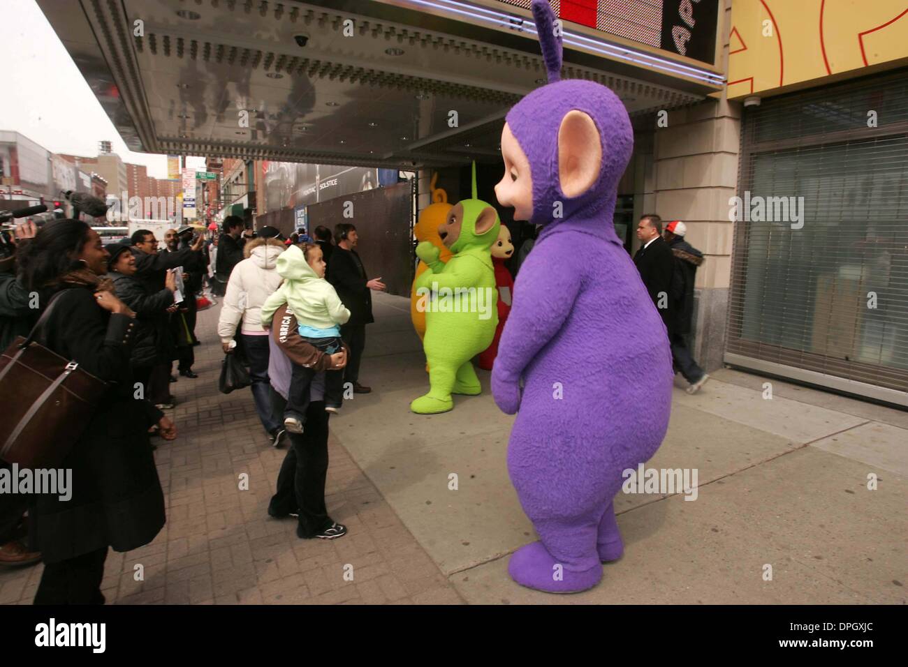 Mar. 25, 2006 - New York, New York, U.S. - THE TELETUBBIES KICK OFF IT ...