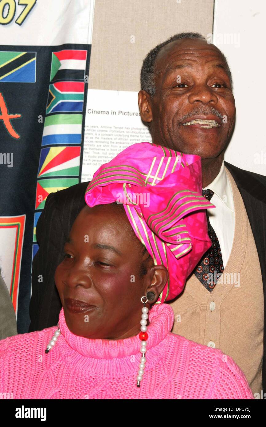 Apr. 7, 2006 - New York, New York, U.S. - DANNY GLOVER AND RITA MARLEY ...