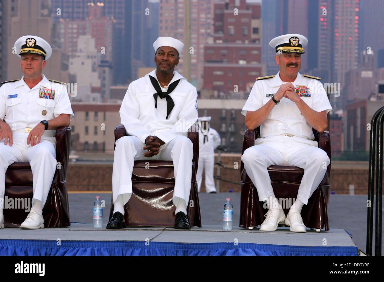 May 27, 2006 - New York, New York, U.S. - SUBWAY HERO AND FORMER ...