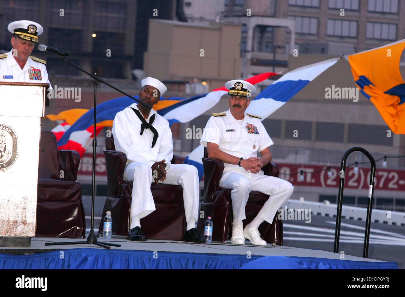 May 27, 2006 - New York, New York, U.S. - SUBWAY HERO AND FORMER ...
