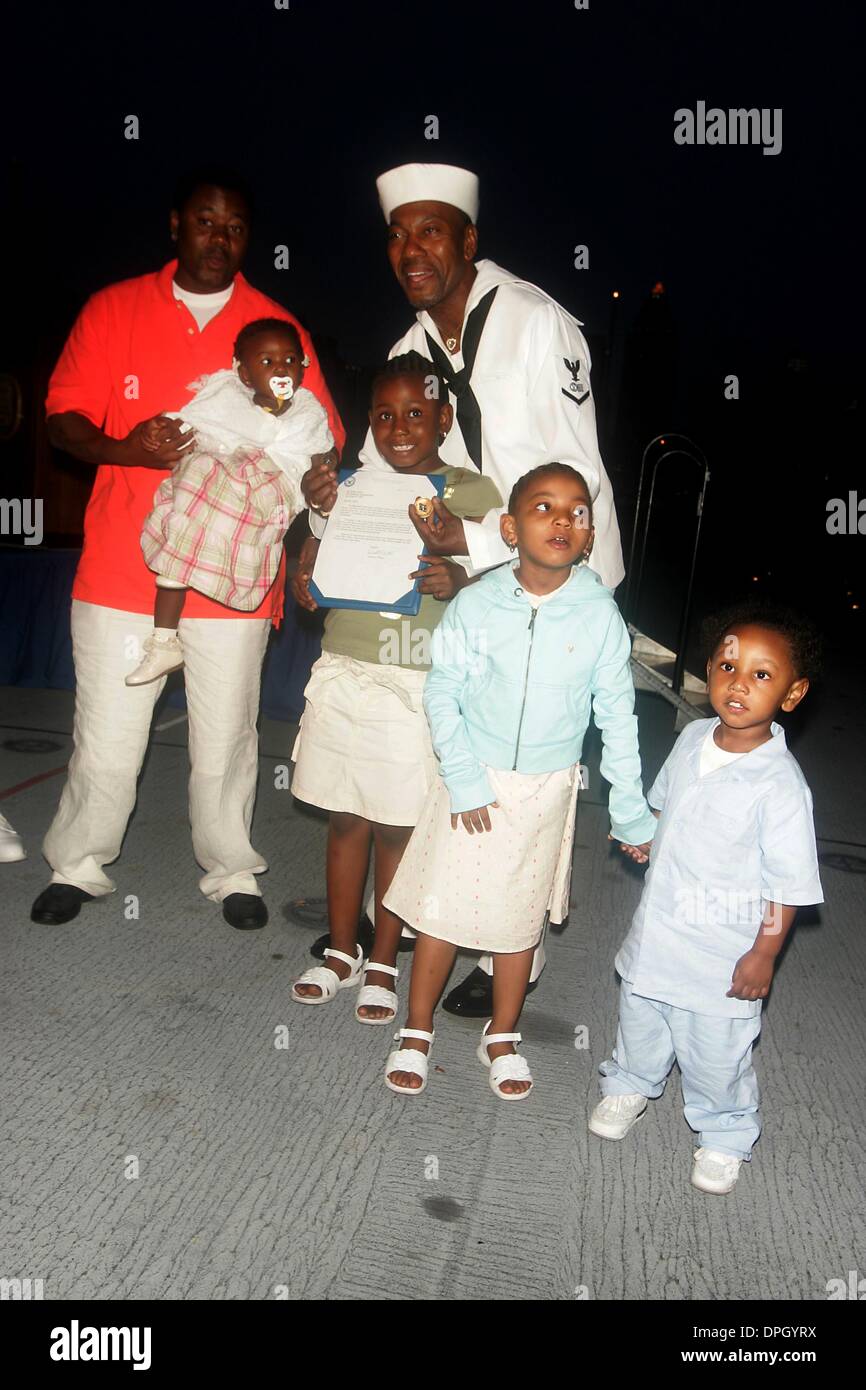 May 27, 2006 - New York, New York, U.S. - SUBWAY HERO AND FORMER ...