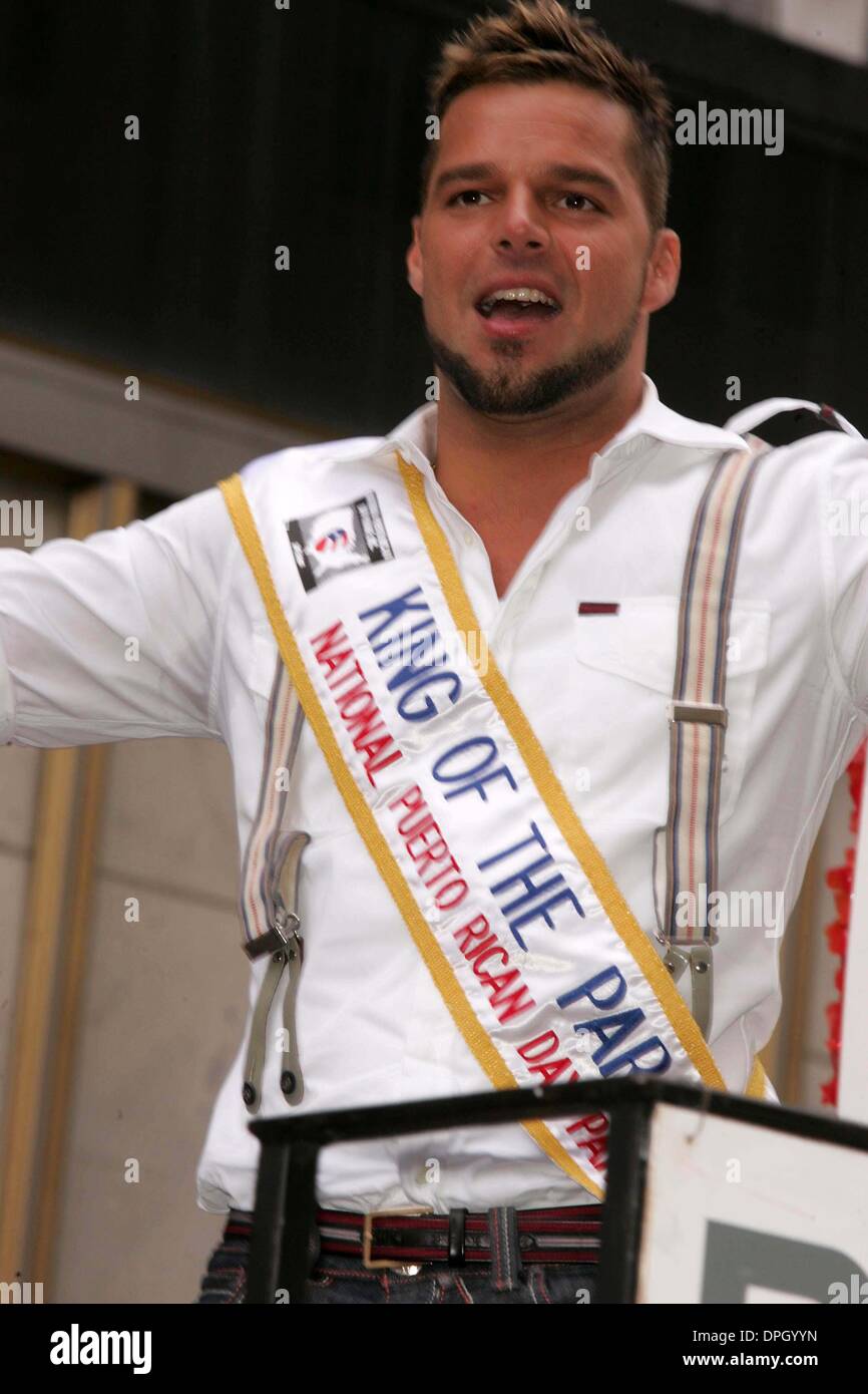 June 9, 2006 - New York, New York, U.S. - RICKY MARTIN IS GRAND ...