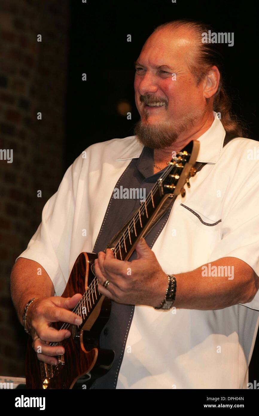 June 13, 2006 - New York, New York, U.S. - .STEVE ''THE COLONEL ...