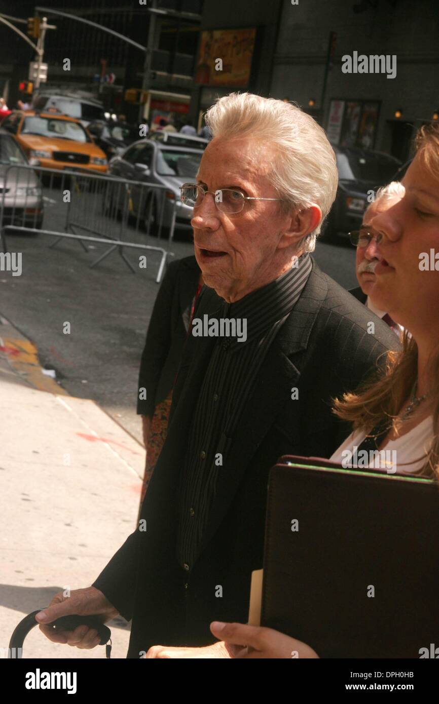 July 24, 2006 - New York, New York, U.S. - K53952RM.U.S. SINGER, PORTER ...