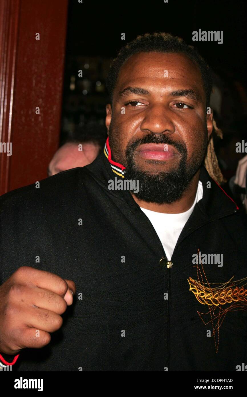 Nov. 10, 2006 - New York, New York, U.S. - SHANNON ''THE CANNON ...