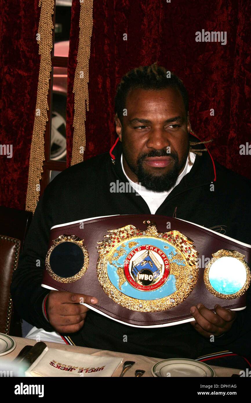 Nov. 10, 2006 - New York, New York, U.S. - SHANNON ''THE CANNON ...