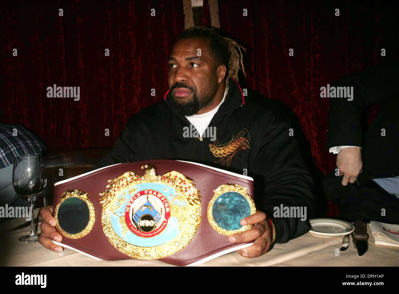 Nov. 10, 2006 - New York, New York, U.S. - SHANNON ''THE CANNON ...