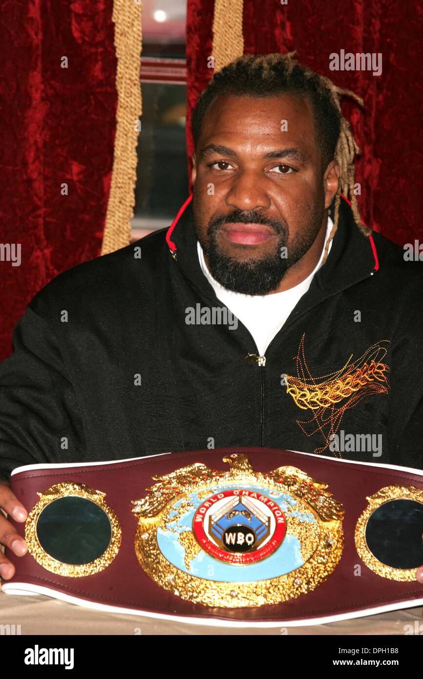 Nov. 10, 2006 - New York, New York, U.S. - SHANNON ''THE CANNON ...