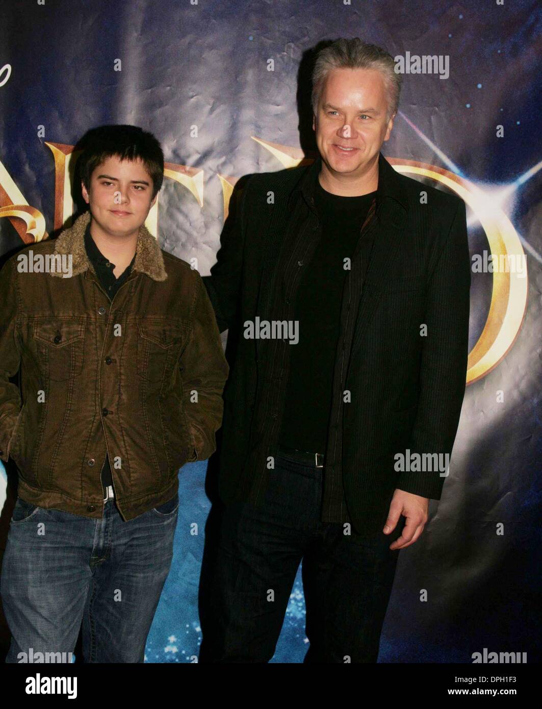 Miles robbins and tim robbins hi-res stock photography and images - Alamy