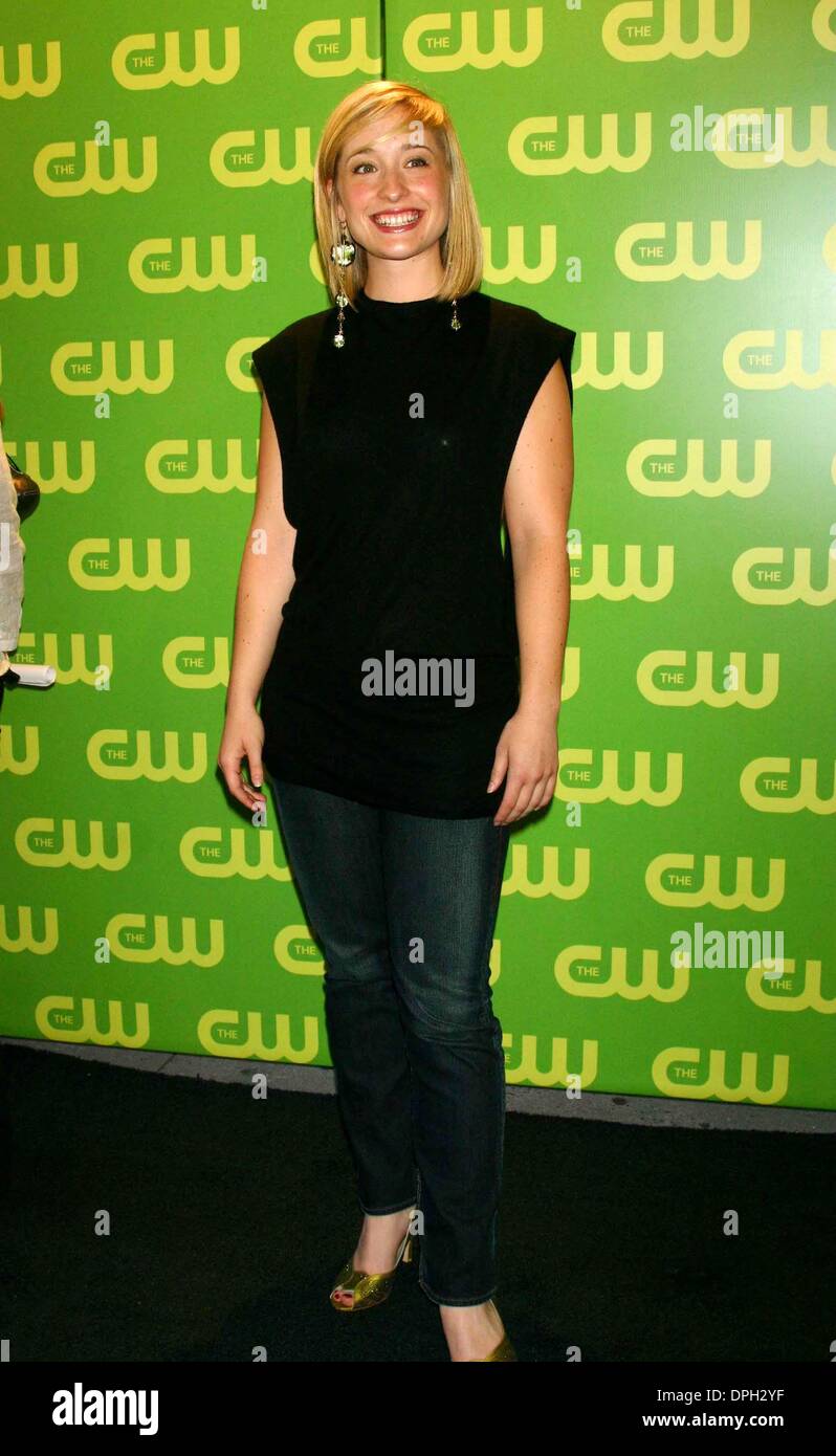 Allison mack 003 jpg hi-res stock photography and images - Alamy