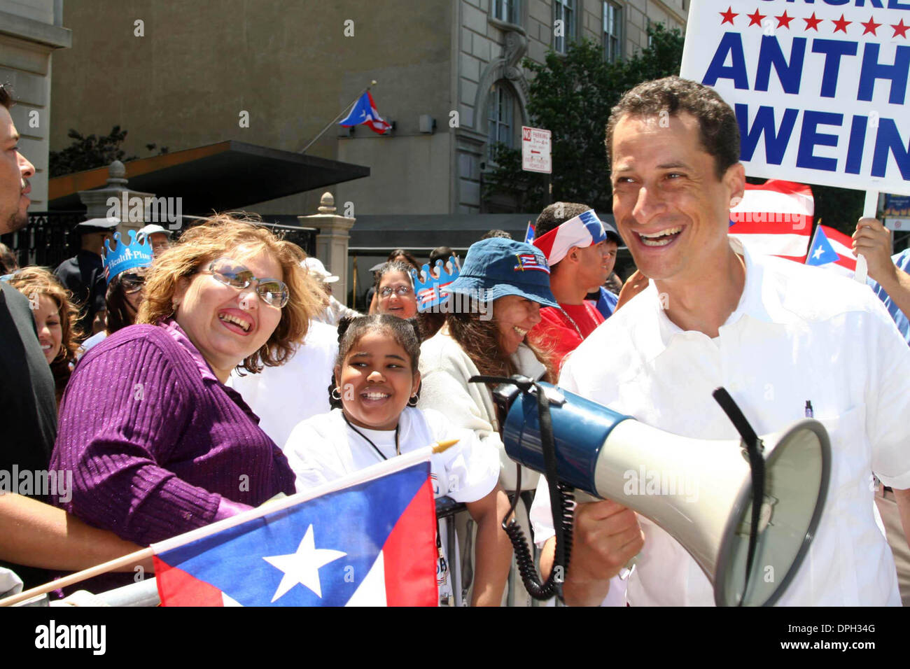 June 13, 2006 - New York, New York, U.S. - K48291ML.48TH ANNUAL PUERTO ...