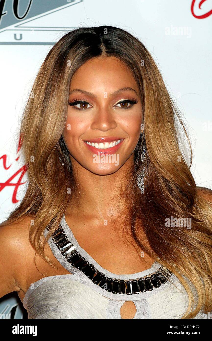 Sept. 1, 2006 - New York, New York, U.S. - K49594ML.BEYONCE'S BIRTHDAY ...