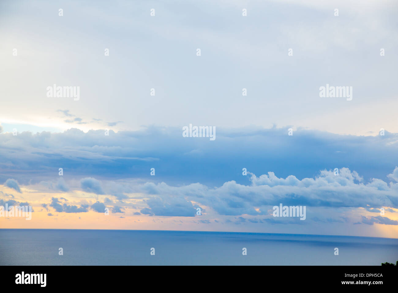 A cloudy evening Sky over the ocean Stock Photo - Alamy