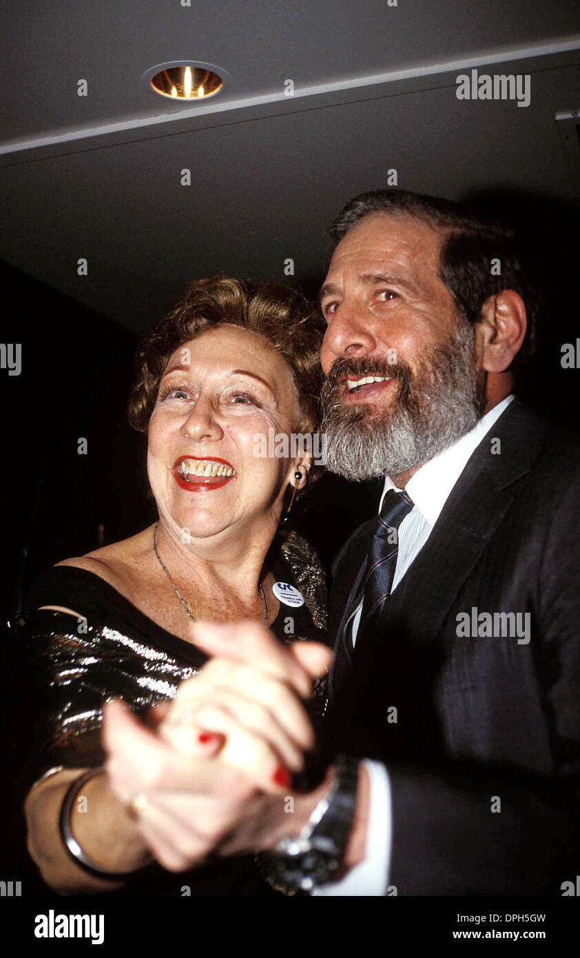 Jean stapleton jpg hi-res stock photography and images - Alamy