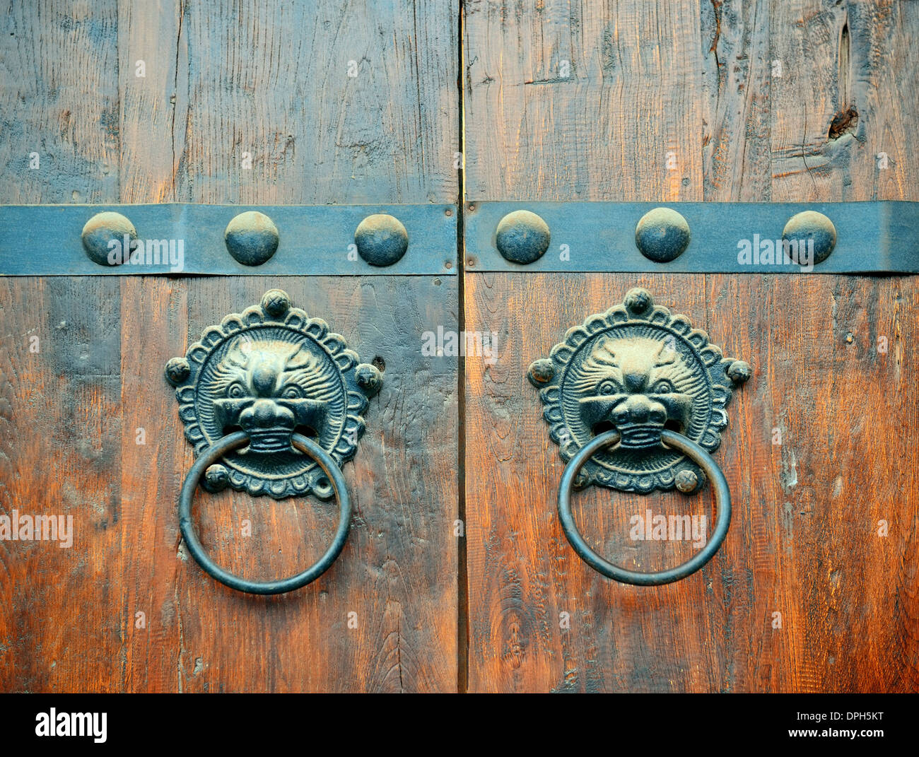 Old door of traditional Beijing architecture with decorations Stock ...