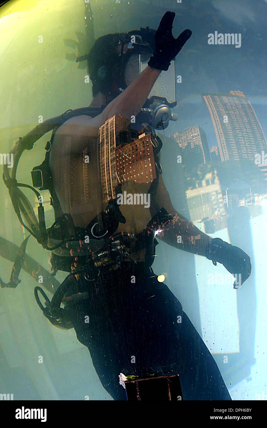 May 1, 2006 - New York, New York, U.S. - K47737ML DAVID BLAINE'S ...