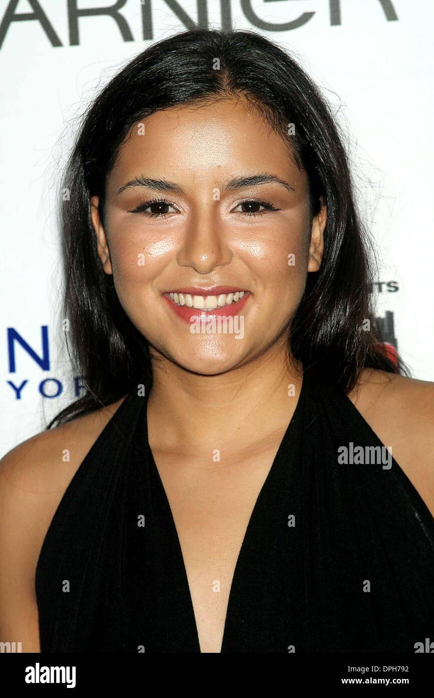 Emily garnier hi-res stock photography and images - Alamy