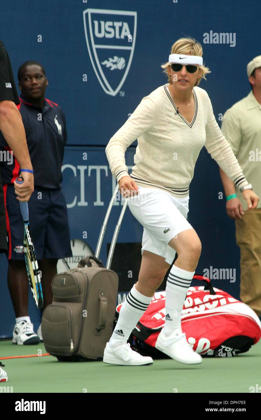 Ellen degeneres 002 jpg hi-res stock photography and images - Alamy