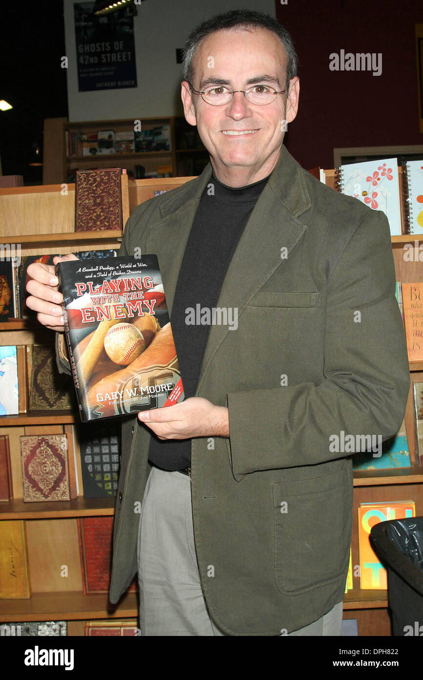 Gary levy hi-res stock photography and images - Alamy