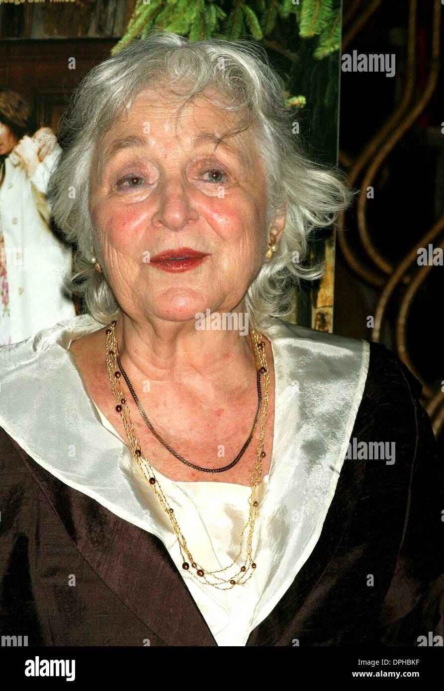 Rebecca schull hi-res stock photography and images - Alamy