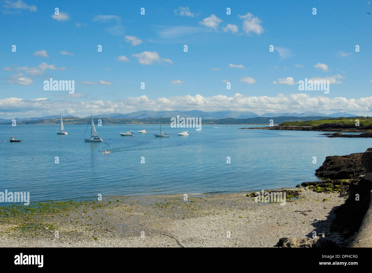 Moelfre harbour hi-res stock photography and images - Alamy