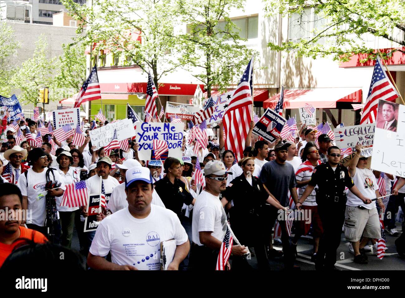 Downtown dallas from city hall hi-res stock photography and images - Alamy