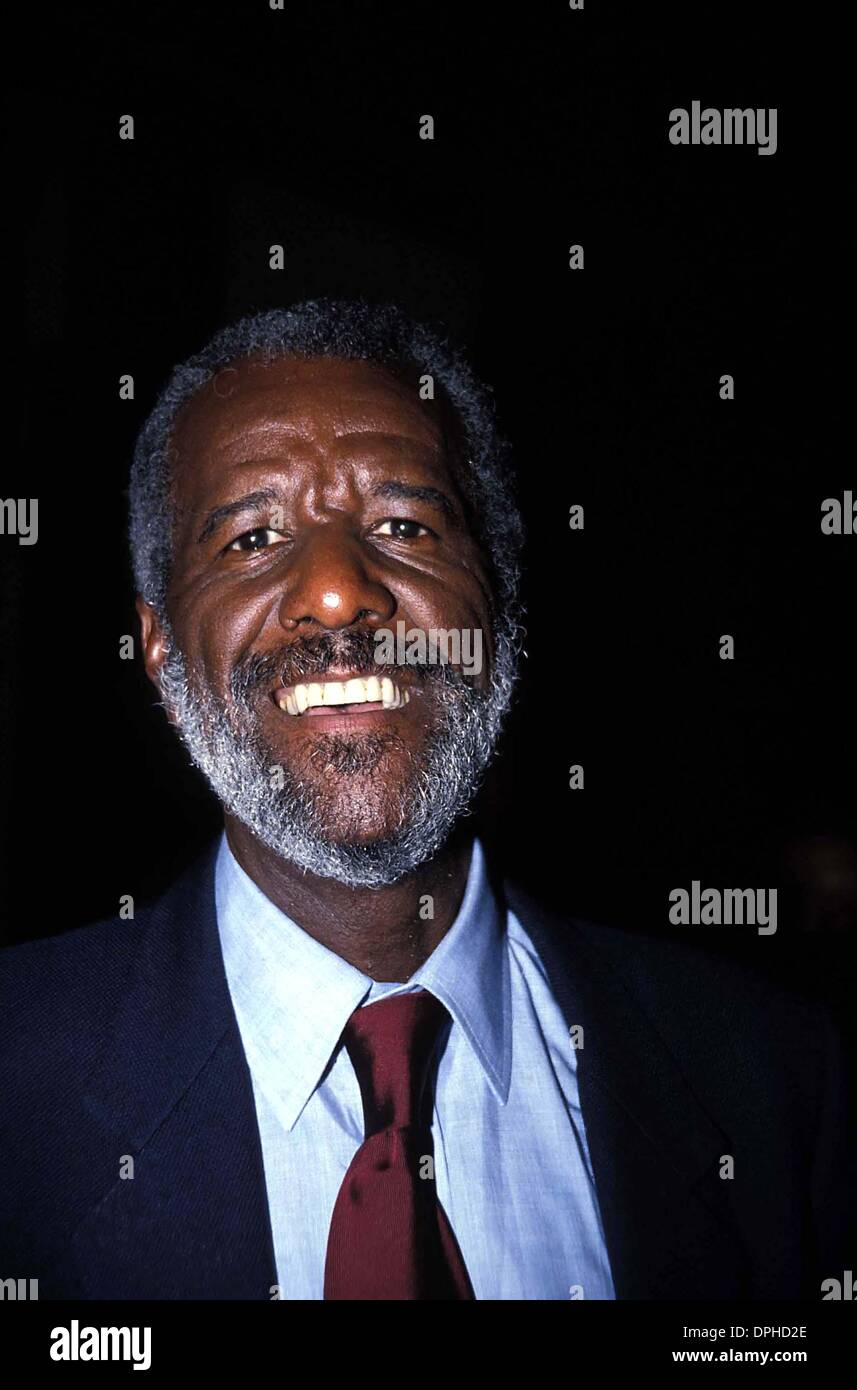 Famous amos hi-res stock photography and images - Alamy