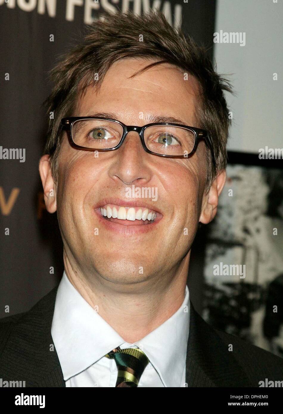 Standoff theater hi-res stock photography and images - Alamy